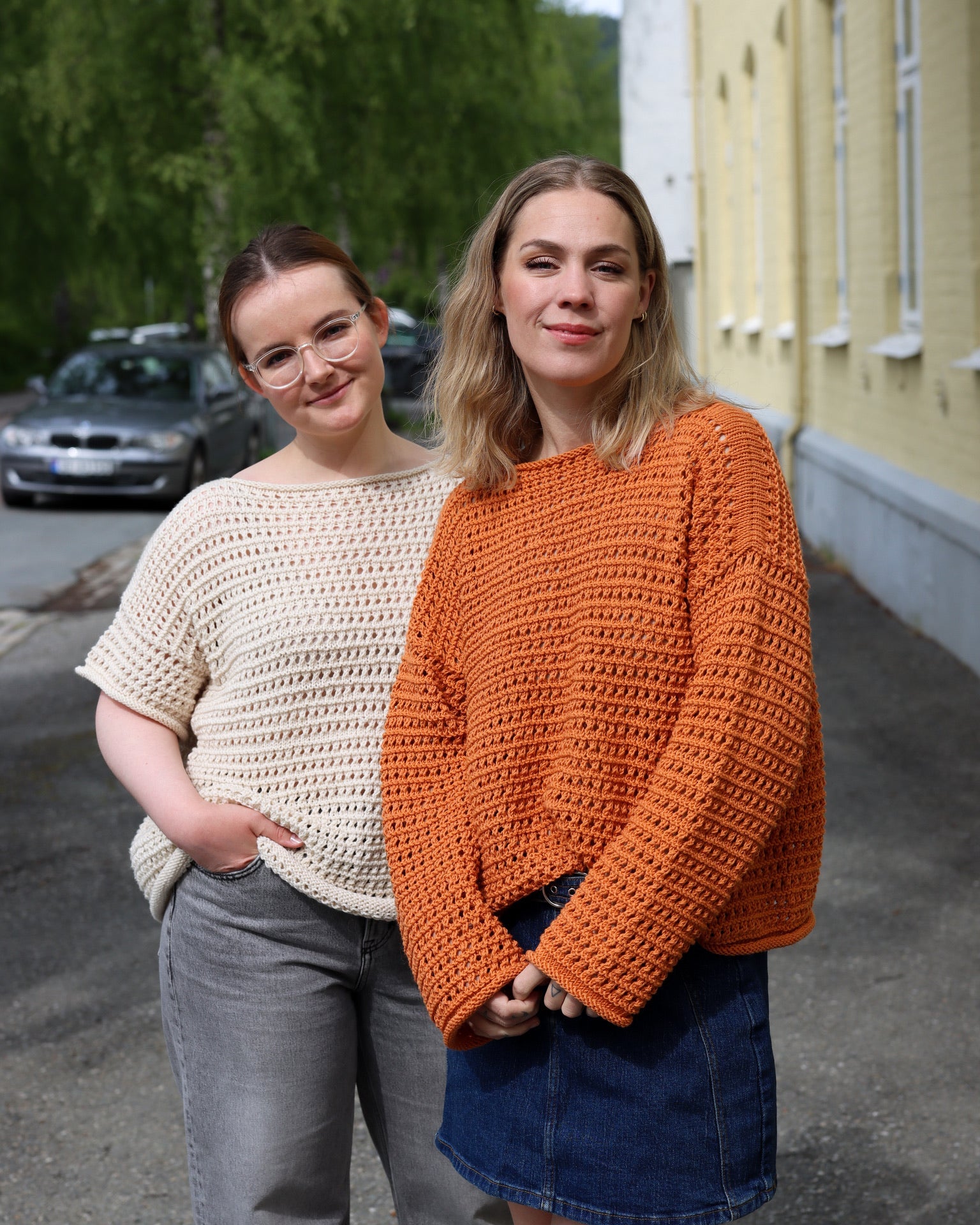 Breezy t-shirt og jumper – Un-told